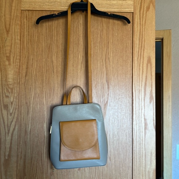 Divina Firenze | Bags | Divina Firenze Made In Italy Flat Convertable ...